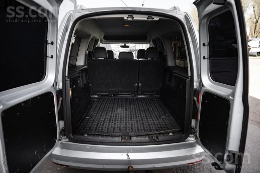 Pelēks Volkswagen Caddy 2018 Rīga, ar dzinēja tilpumu 2.00 L un nobraukumu 236 tūkst. km par 11950 €, foto 10 vietnē AUTOMOTO.COM.LV