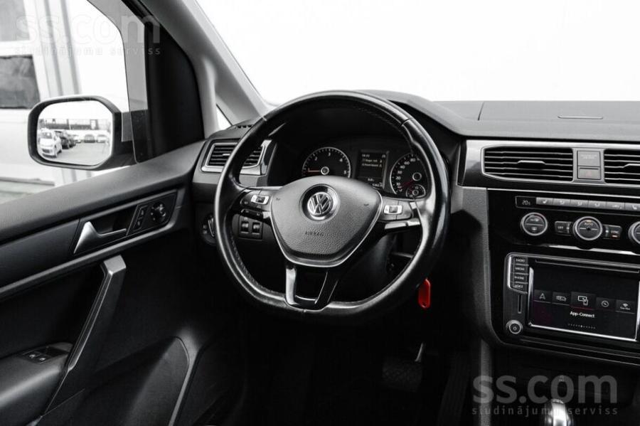 Pelēks Volkswagen Caddy 2018 Rīga, ar dzinēja tilpumu 2.00 L un nobraukumu 236 tūkst. km par 11950 €, foto 17 vietnē AUTOMOTO.COM.LV