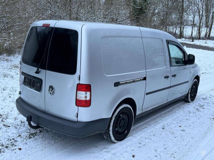 Grey Volkswagen Caddy 2010 in Vilkaviskis, with an engine capacity of 1.90 L and mileage of 264 thousand km for 2200 €, photo 1 on AUTOMOTO.COM.LV
