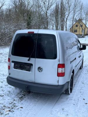 Grey Volkswagen Caddy 2010 in Vilkaviskis, with an engine capacity of 1.90 L and mileage of 264 thousand km for 2200 €, photo 3 on AUTOMOTO.COM.LV