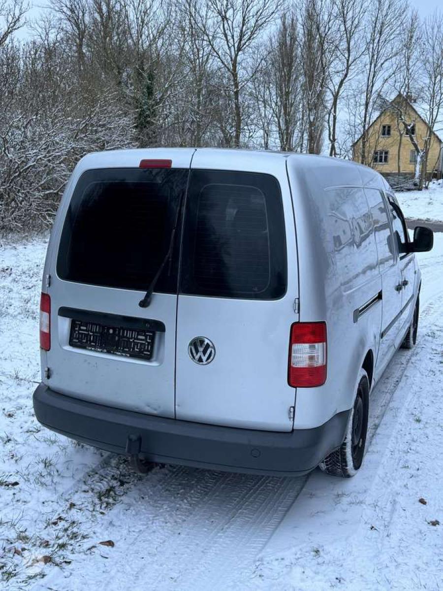 Grey Volkswagen Caddy 2010 in Vilkaviskis, with an engine capacity of 1.90 L and mileage of 264 thousand km for 2200 €, photo 3 on AUTOMOTO.COM.LV