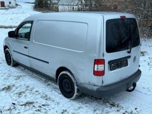Grey Volkswagen Caddy 2010 in Vilkaviskis, with an engine capacity of 1.90 L and mileage of 264 thousand km for 2200 €, photo 4 on AUTOMOTO.COM.LV