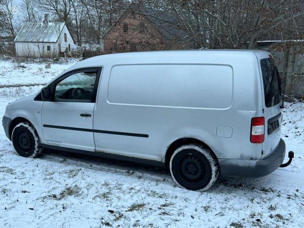 Grey Volkswagen Caddy 2010 in Vilkaviskis, with an engine capacity of 1.90 L and mileage of 264 thousand km for 2200 €, photo 5 on AUTOMOTO.COM.LV