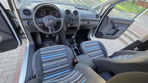 Pelēks Volkswagen Caddy 2012 Klaipėda, ar dzinēja tilpumu 1.60 L un nobraukumu 227 tūkst. km par 5390 €, foto 5 vietnē AUTOMOTO.COM.LV
