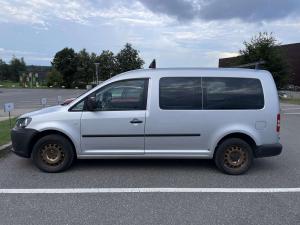 Grey Volkswagen Caddy 2014 in Vilnius, with an engine capacity of 1.60 L and mileage of 314 thousand km for 5500 €, photo 10 on AUTOMOTO.COM.LV