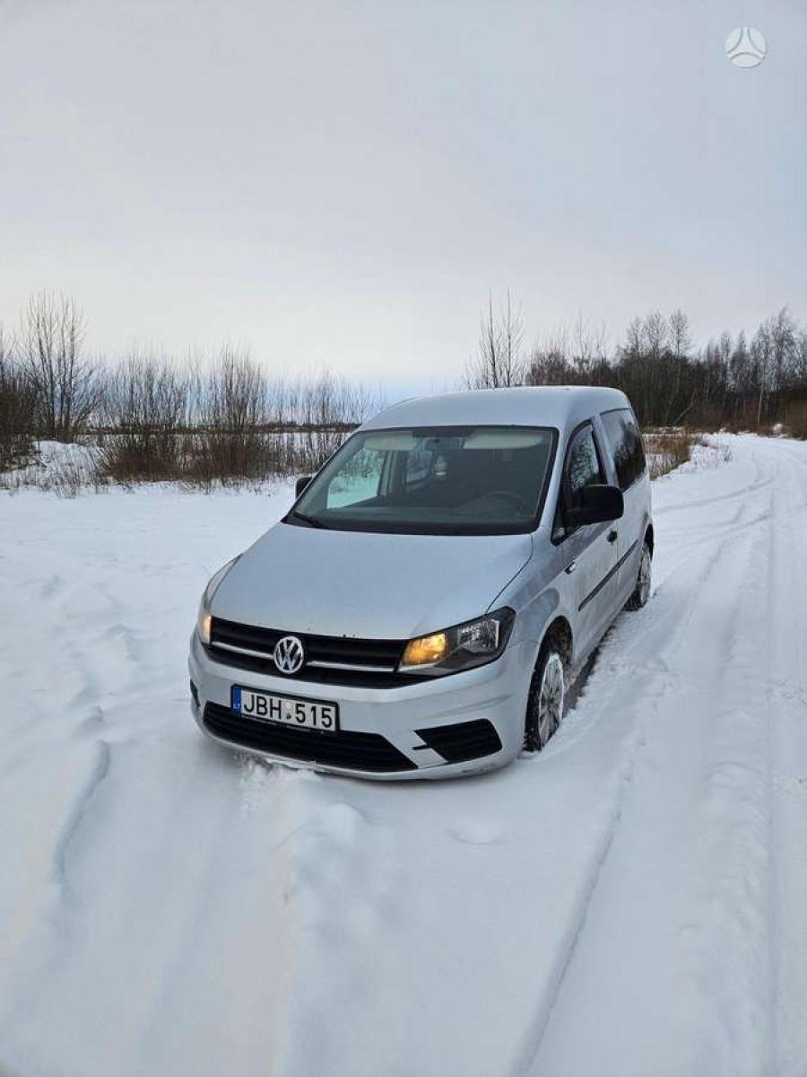 Grey Volkswagen Caddy 2015 in Kedainiai, with an engine capacity of 1.97 L and mileage of 398 thousand km for 6000 €, photo 1 on AUTOMOTO.COM.LV