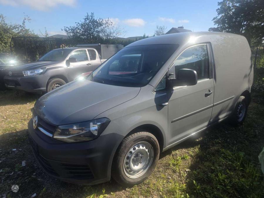 Grey Volkswagen Caddy 2018 in Vilnius, with an engine capacity of 2.00 L and mileage of 140 thousand km for 6500 €, photo 1 on AUTOMOTO.COM.LV