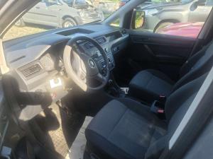 Grey Volkswagen Caddy 2018 in Vilnius, with an engine capacity of 2.00 L and mileage of 140 thousand km for 6500 €, photo 6 on AUTOMOTO.COM.LV