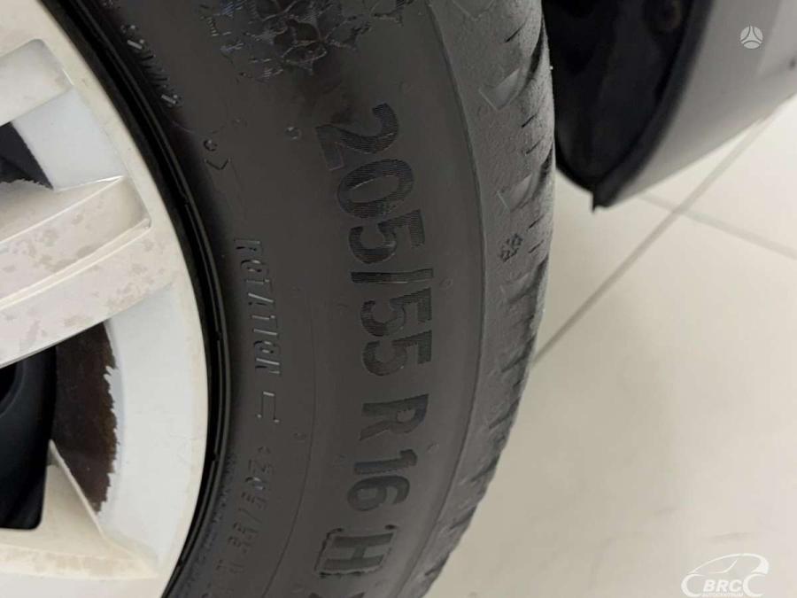 Серый Фольксваген Кадди 2019 в Вильнюс, объемом двигателя 1.97 л и пробегом 205 тыс. км за 14500 €, фото 32 на AUTOMOTO.COM.LV