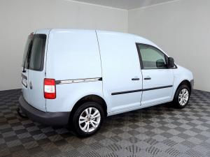 Grey Volkswagen Caddy 2006 in Tallinn, with an engine capacity of 1.40 L and mileage of 398 thousand km for 1499 €, photo 12 on AUTOMOTO.COM.LV