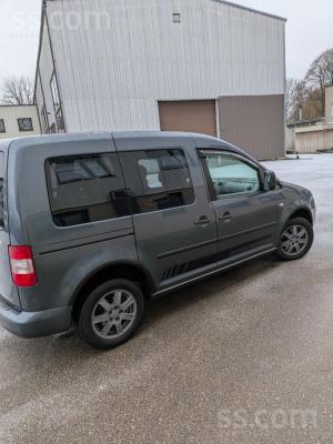 Grey Volkswagen Caddy 2007 in Riga, with an engine capacity of 1.90 L and mileage of 227 thousand km for 4000 €, photo 4 on AUTOMOTO.COM.LV