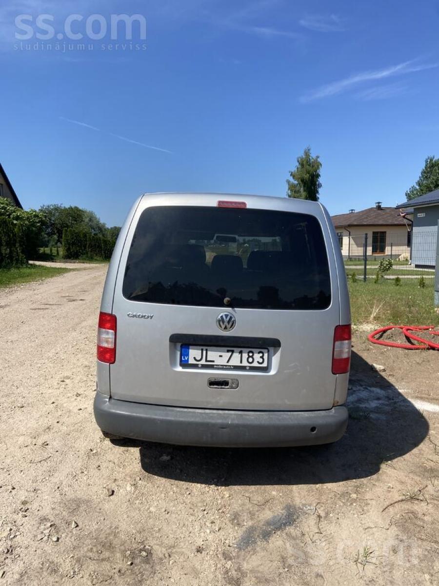 Pelēks Volkswagen Caddy 2010 Rīga, ar dzinēja tilpumu 1.90 L un nobraukumu 455 tūkst. km par 910 €, foto 3 vietnē AUTOMOTO.COM.LV