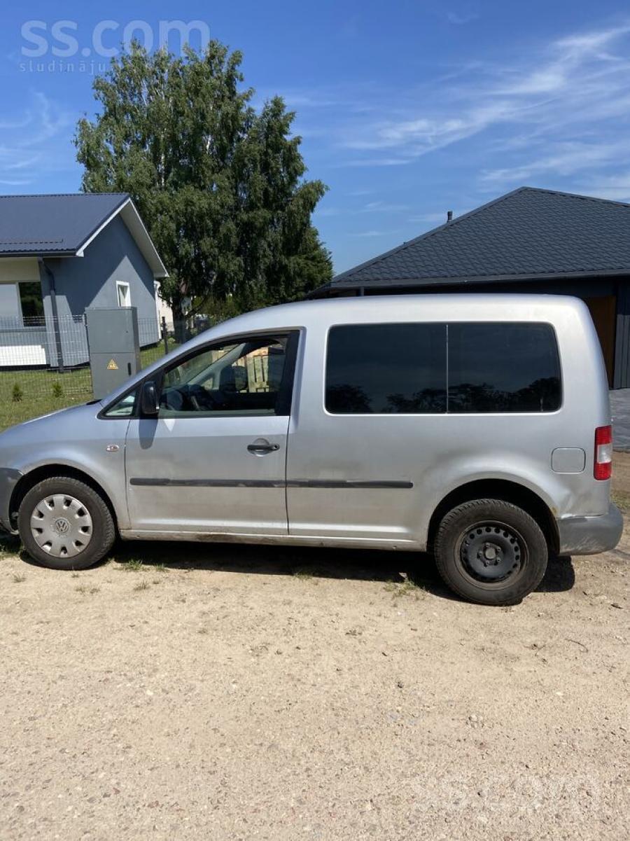 Pelēks Volkswagen Caddy 2010 Rīga, ar dzinēja tilpumu 1.90 L un nobraukumu 455 tūkst. km par 910 €, foto 5 vietnē AUTOMOTO.COM.LV