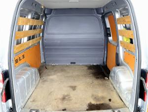 Grey Volkswagen Caddy 2011 in Tallinn, with an engine capacity of 2.00 L and mileage of 288 thousand km for 1999 €, photo 9 on AUTOMOTO.COM.LV