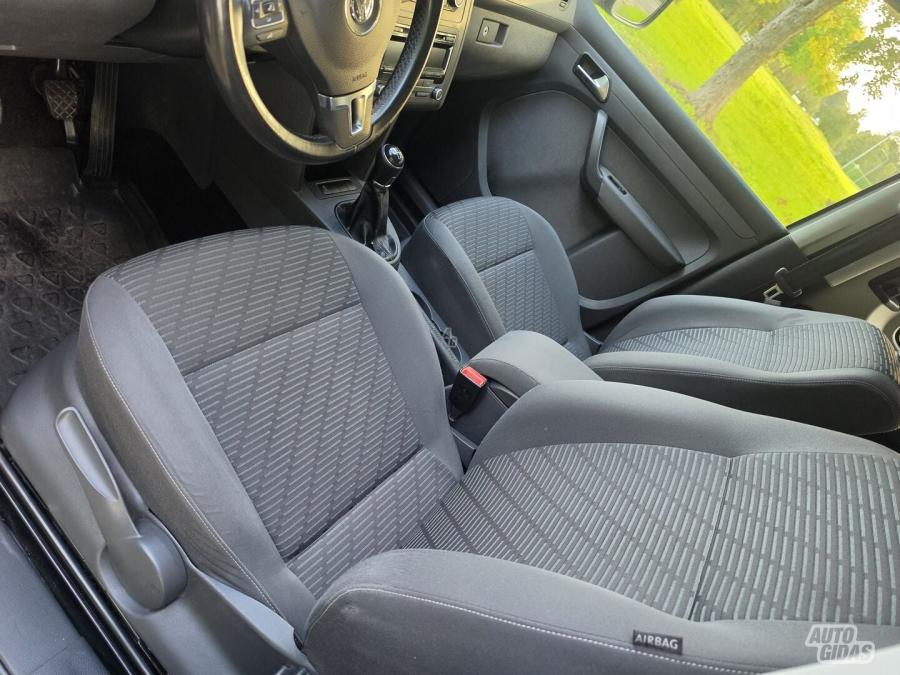 Pelēks Volkswagen Caddy 2012 Viļņa, ar dzinēja tilpumu 2.00 L un nobraukumu 297 tūkst. km par 7850 €, foto 23 vietnē AUTOMOTO.COM.LV