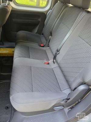 Pelēks Volkswagen Caddy 2012 Viļņa, ar dzinēja tilpumu 2.00 L un nobraukumu 297 tūkst. km par 7850 €, foto 24 vietnē AUTOMOTO.COM.LV