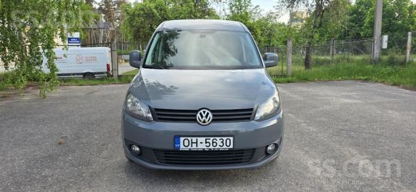 Pelēks Volkswagen Caddy 2013 Valmiera, ar dzinēja tilpumu 2.00 L un nobraukumu 267 tūkst. km par 8900 €, foto 2 vietnē AUTOMOTO.COM.LV