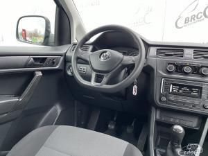 Grey Volkswagen Caddy 2018 in Avizieniai, with an engine capacity of 2.00 L and mileage of 321 thousand km for 5300 €, photo 4 on AUTOMOTO.COM.LV