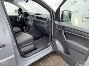 Grey Volkswagen Caddy 2018 in Avizieniai, with an engine capacity of 2.00 L and mileage of 321 thousand km for 5300 €, photo 6 on AUTOMOTO.COM.LV
