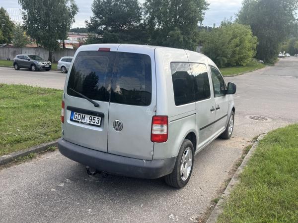 Grey Volkswagen Caddy 2001 in Vilnius, with an engine capacity of 1.90 L and mileage of 395 thousand km for 1800 €, photo 8 on AUTOMOTO.COM.LV