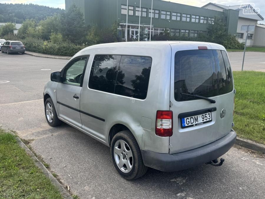 Pelēks Volkswagen Caddy 2001 Viļņa, ar dzinēja tilpumu 1.90 L un nobraukumu 395 tūkst. km par 1800 €, foto 6 vietnē AUTOMOTO.COM.LV