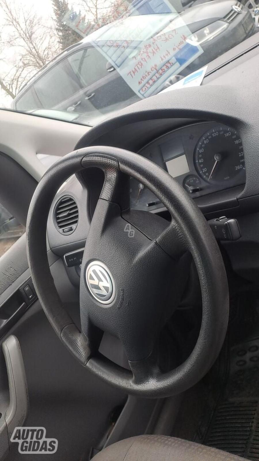 Pelēks Volkswagen Caddy 2004 Viļņa, ar dzinēja tilpumu 2.00 L un nobraukumu 270 tūkst. km par 2550 €, foto 8 vietnē AUTOMOTO.COM.LV
