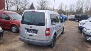 Pelēks Volkswagen Caddy 2004 Viļņa, ar dzinēja tilpumu 2.00 L un nobraukumu 270 tūkst. km par 2550 €, foto 10 vietnē AUTOMOTO.COM.LV