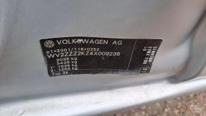 Pelēks Volkswagen Caddy 2004 Viļņa, ar dzinēja tilpumu 2.00 L un nobraukumu 270 tūkst. km par 2550 €, foto 14 vietnē AUTOMOTO.COM.LV