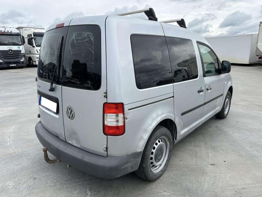 Pelēks Volkswagen Caddy 2004 Marijampole, ar dzinēja tilpumu 1.97 L un nobraukumu 424 tūkst. km par 1800 €, foto 6 vietnē AUTOMOTO.COM.LV
