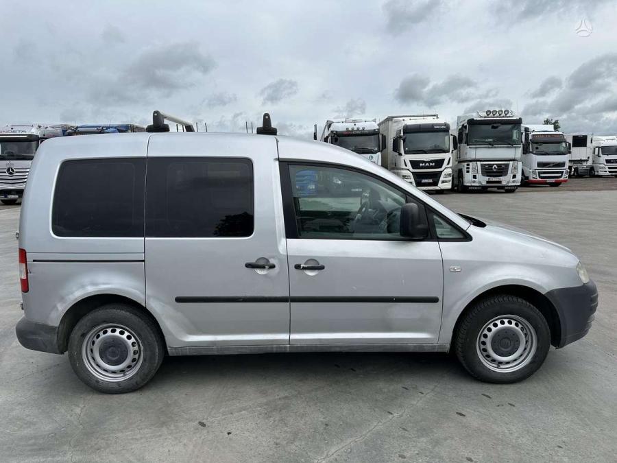 Pelēks Volkswagen Caddy 2004 Marijampole, ar dzinēja tilpumu 1.97 L un nobraukumu 424 tūkst. km par 1800 €, foto 7 vietnē AUTOMOTO.COM.LV