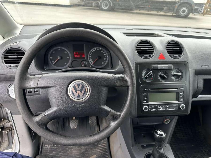 Pelēks Volkswagen Caddy 2004 Marijampole, ar dzinēja tilpumu 1.97 L un nobraukumu 424 tūkst. km par 1800 €, foto 11 vietnē AUTOMOTO.COM.LV