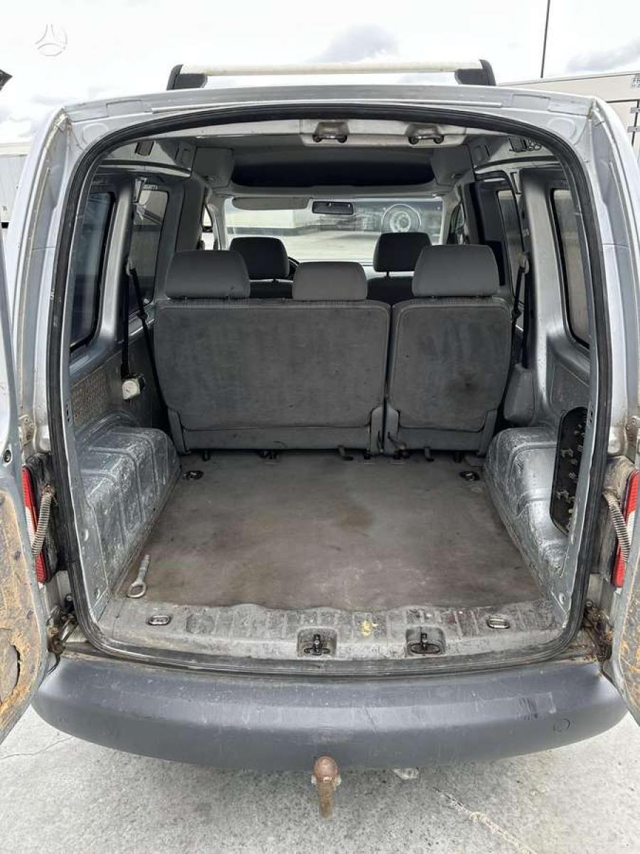 Pelēks Volkswagen Caddy 2004 Marijampole, ar dzinēja tilpumu 1.97 L un nobraukumu 424 tūkst. km par 1800 €, foto 13 vietnē AUTOMOTO.COM.LV