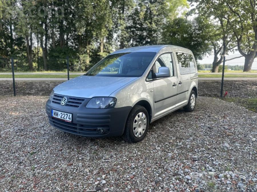 Pelēks Volkswagen Caddy 2004 Cēsis, ar dzinēja tilpumu 1.90 L un nobraukumu 0 tūkst. km par 3900 €, foto 10 vietnē AUTOMOTO.COM.LV