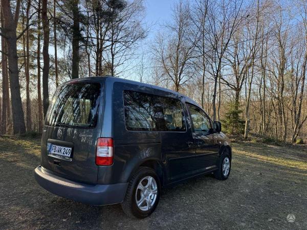 Pelēks Volkswagen Caddy 2005 Utena, ar dzinēja tilpumu 1.90 L un nobraukumu 303 tūkst. km par 3150 €, foto 5 vietnē AUTOMOTO.COM.LV