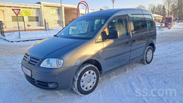 Pelēks Volkswagen Caddy 2005 Ogre, ar dzinēja tilpumu 1.60 L un nobraukumu 254 tūkst. km par 4150 €, foto 5 vietnē AUTOMOTO.COM.LV