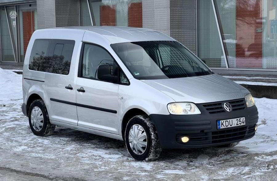Grey Volkswagen Caddy 2005 in Vilnius, with an engine capacity of 1.60 L and mileage of 500 thousand km for 2500 €, photo 1 on AUTOMOTO.COM.LV