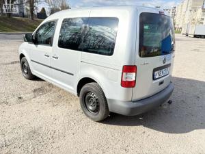 Pelēks Volkswagen Caddy 2005 Kauņa, ar dzinēja tilpumu 1.90 L un nobraukumu 360 tūkst. km par 1950 €, foto 5 vietnē AUTOMOTO.COM.LV