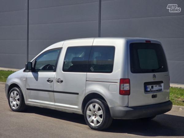 Pelēks Volkswagen Caddy 2005 Viļņa, ar dzinēja tilpumu 1.90 L un nobraukumu 386 tūkst. km par 1450 €, foto 6 vietnē AUTOMOTO.COM.LV