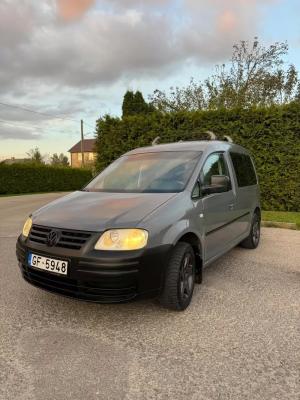 Grey Volkswagen Caddy 2005 in Riga, with an engine capacity of 2.00 L and mileage of 460 thousand km for 1990 €, photo  on AUTOMOTO.COM.LV
