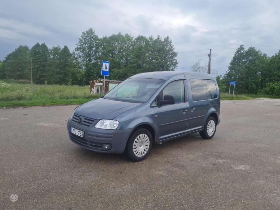 Pelēks Volkswagen Caddy 2005 Viļņa, ar dzinēja tilpumu 1.90 L un nobraukumu 340 tūkst. km par 2100 €, foto 5 vietnē AUTOMOTO.COM.LV