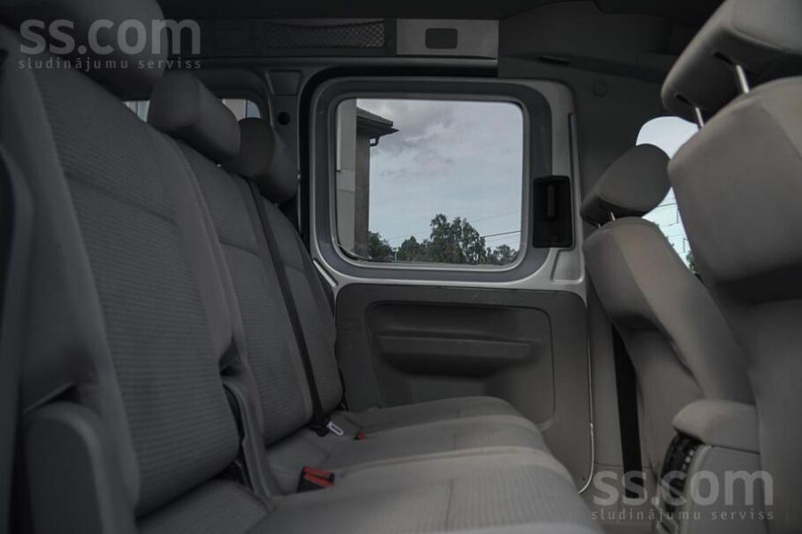 Pelēks Volkswagen Caddy 2005 Rīga, ar dzinēja tilpumu 1.60 L un nobraukumu 233 tūkst. km par 3990 €, foto 12 vietnē AUTOMOTO.COM.LV