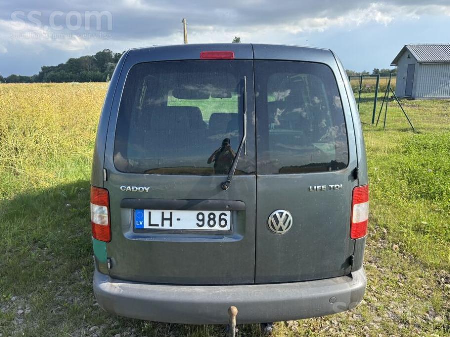 Pelēks Volkswagen Caddy 2006 Bauska, ar dzinēja tilpumu 1.90 L un nobraukumu 0 tūkst. km par 1500 €, foto 8 vietnē AUTOMOTO.COM.LV