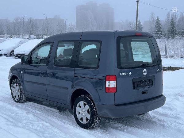 Pelēks Volkswagen Caddy 2006 Kėdainiai, ar dzinēja tilpumu 1.90 L un nobraukumu 286 tūkst. km par 3999 €, foto 4 vietnē AUTOMOTO.COM.LV