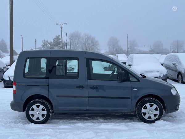 Pelēks Volkswagen Caddy 2006 Kėdainiai, ar dzinēja tilpumu 1.90 L un nobraukumu 286 tūkst. km par 3999 €, foto 6 vietnē AUTOMOTO.COM.LV