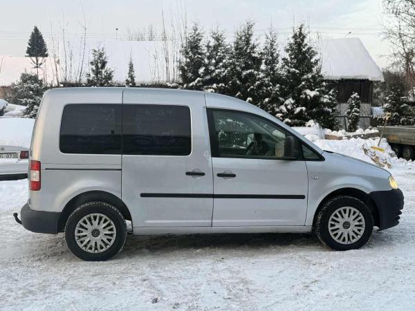 Pelēks Volkswagen Caddy 2006 Šilutė, ar dzinēja tilpumu 1.90 L un nobraukumu 450 tūkst. km par 1999 €, foto 3 vietnē AUTOMOTO.COM.LV