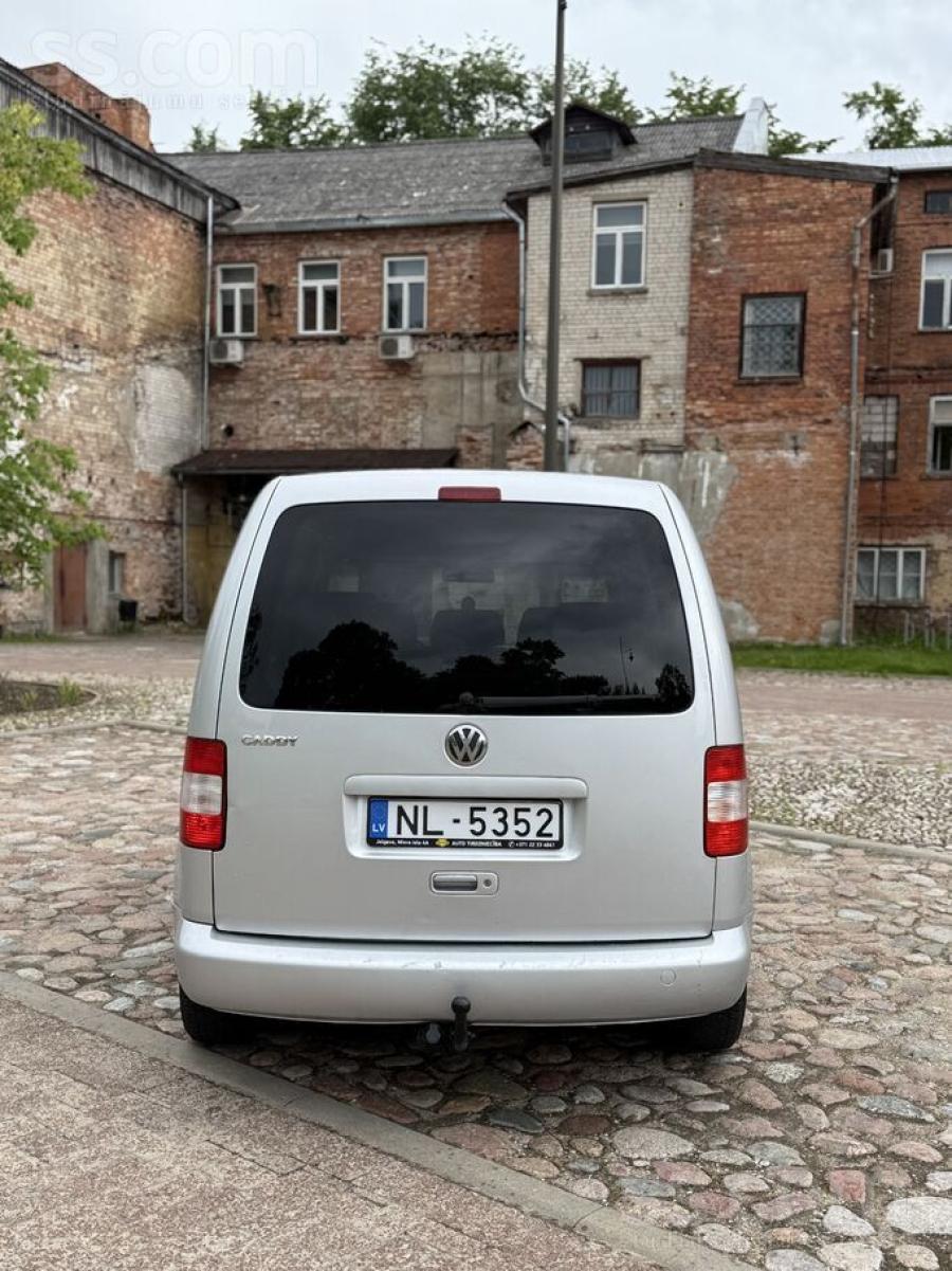 Pelēks Volkswagen Caddy 2006 Kuldīga, ar dzinēja tilpumu 1.90 L un nobraukumu 376 tūkst. km par 2950 €, foto 7 vietnē AUTOMOTO.COM.LV