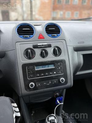 Pelēks Volkswagen Caddy 2006 Kuldīga, ar dzinēja tilpumu 1.90 L un nobraukumu 376 tūkst. km par 2950 €, foto 13 vietnē AUTOMOTO.COM.LV