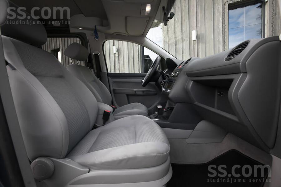Pelēks Volkswagen Caddy 2006 Tukums, ar dzinēja tilpumu 1.90 L un nobraukumu 187 tūkst. km par 4500 €, foto 8 vietnē AUTOMOTO.COM.LV