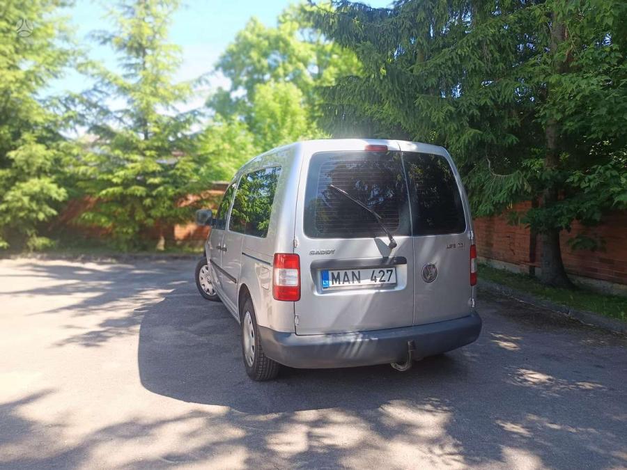 Grey Volkswagen Caddy 2006 in Radviliskis, with an engine capacity of 1.90 L and mileage of 370 thousand km for 3700 €, photo 6 on AUTOMOTO.COM.LV