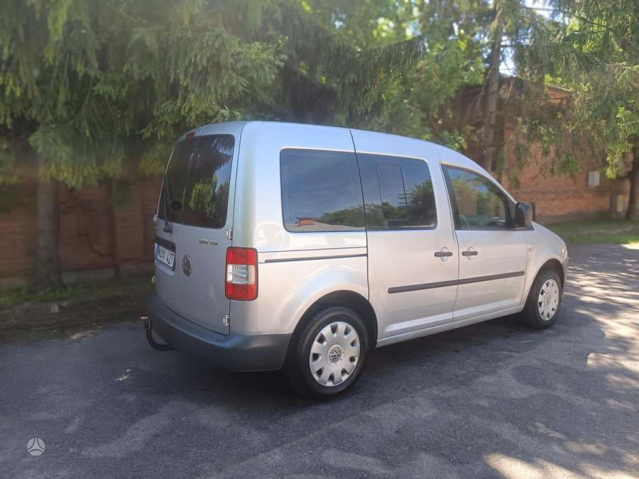 Grey Volkswagen Caddy 2006 in Radviliskis, with an engine capacity of 1.90 L and mileage of 370 thousand km for 3700 €, photo 7 on AUTOMOTO.COM.LV